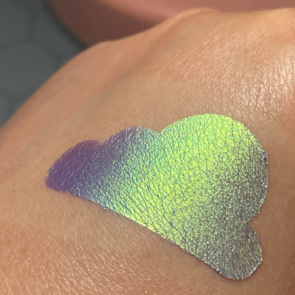 Enchanted Violet - Multichrome Eyeshadow – Emme Cosmetics